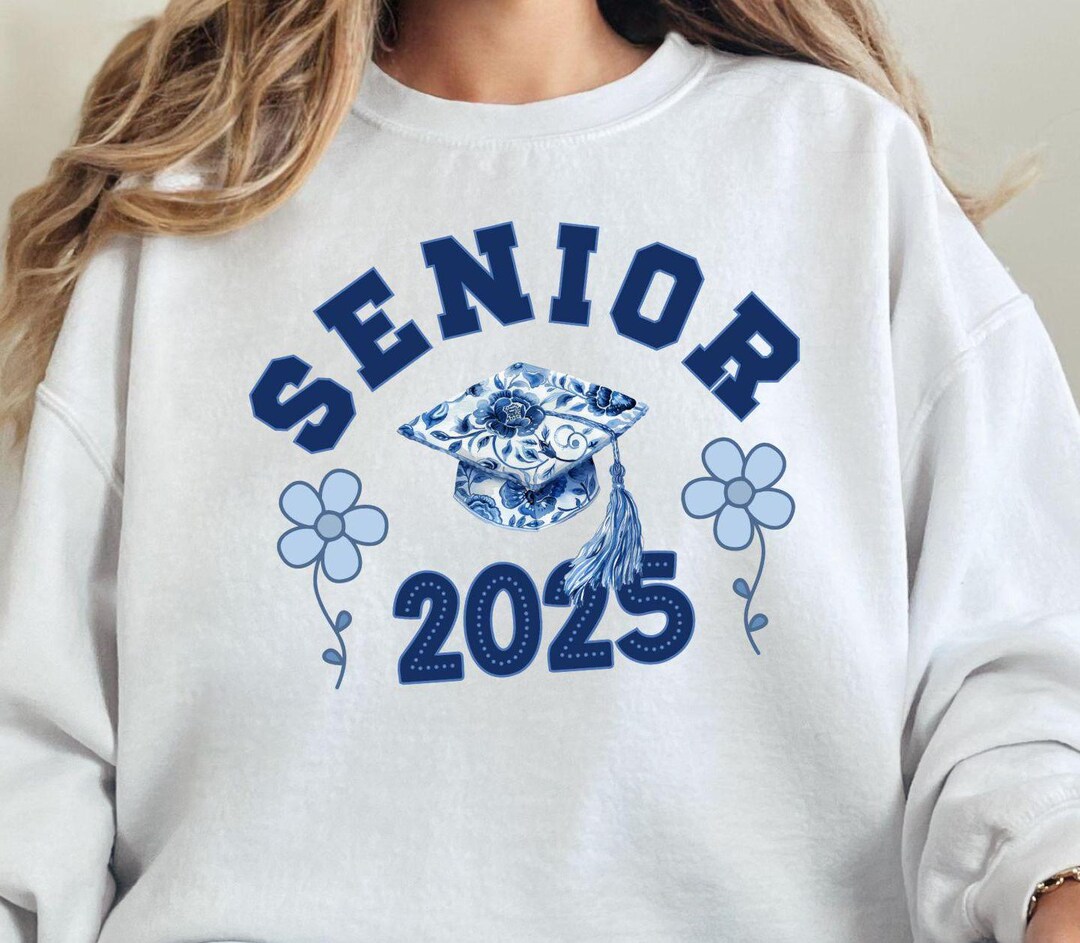 Delft Blue Senior 2025 PNG Clipart, Blue Willow Cap Class of 2025 PNG ...