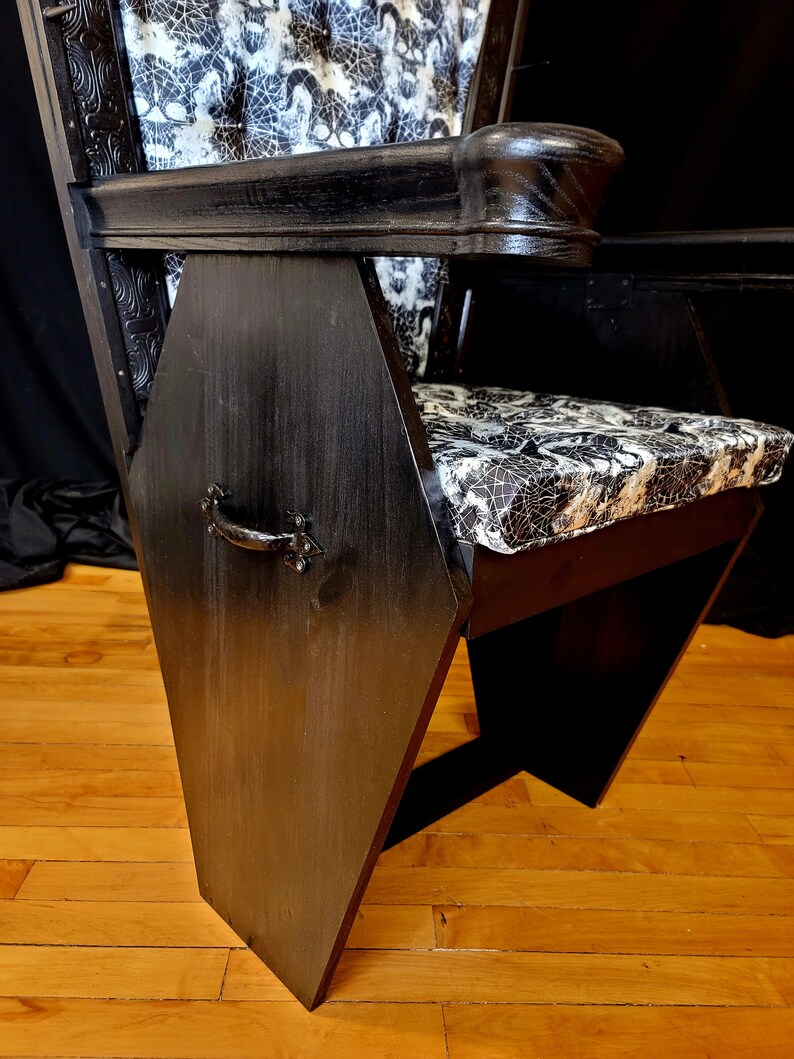 Coffin King Queen Throne Chair - Etsy