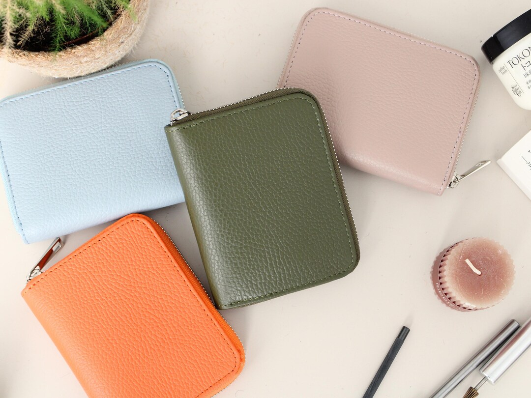 Personalized Leather Mini Wallet: Zippered Coin Purse - Etsy