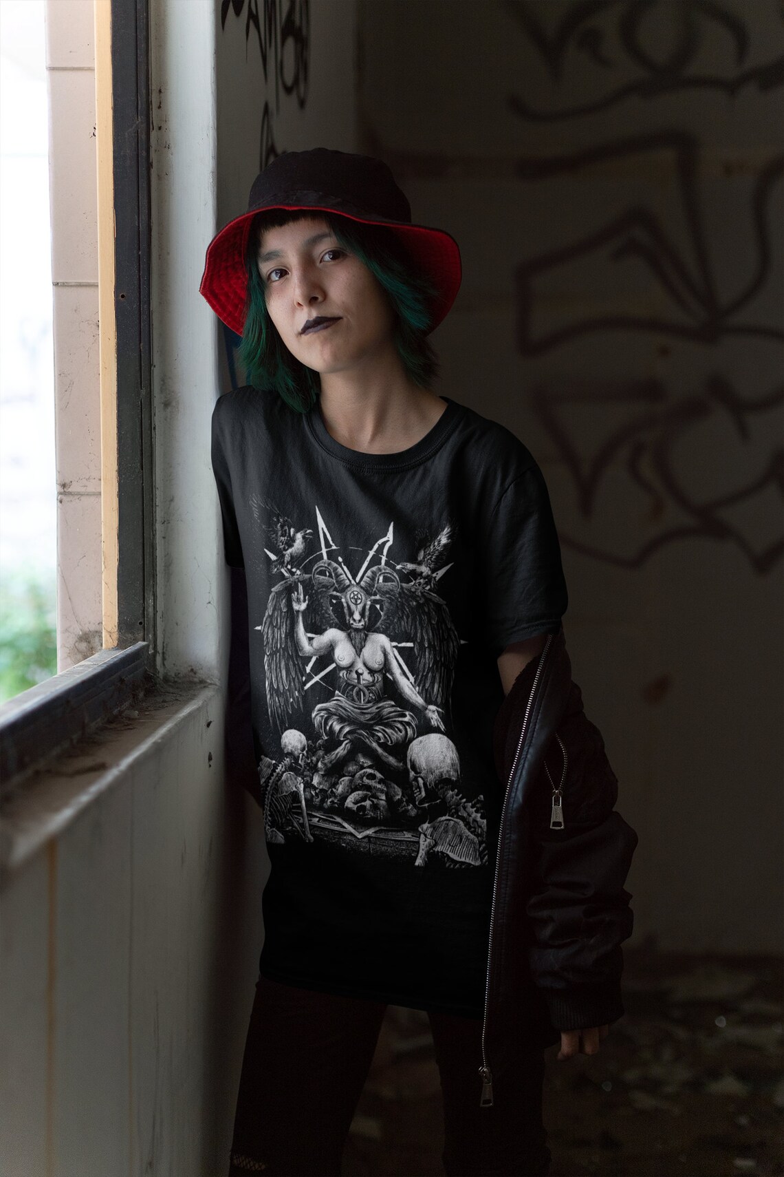 Baphomet T-shirt, Hail Satan T-shirt, Atheist Pagan Pentagram Heavy ...