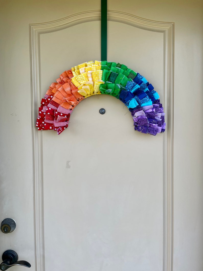 Rainbow Rag Wreath Rainbow Door Decor Rainbow Wall Hanging - Etsy