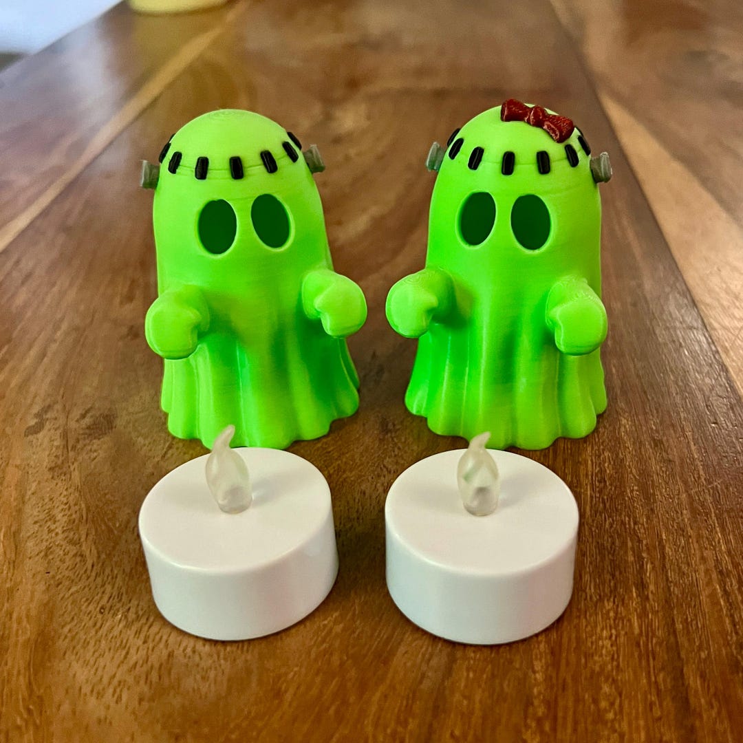 Halloween Decoration Mr. & Mrs. Frankenstein Spooky Ghost Candle Lights ...