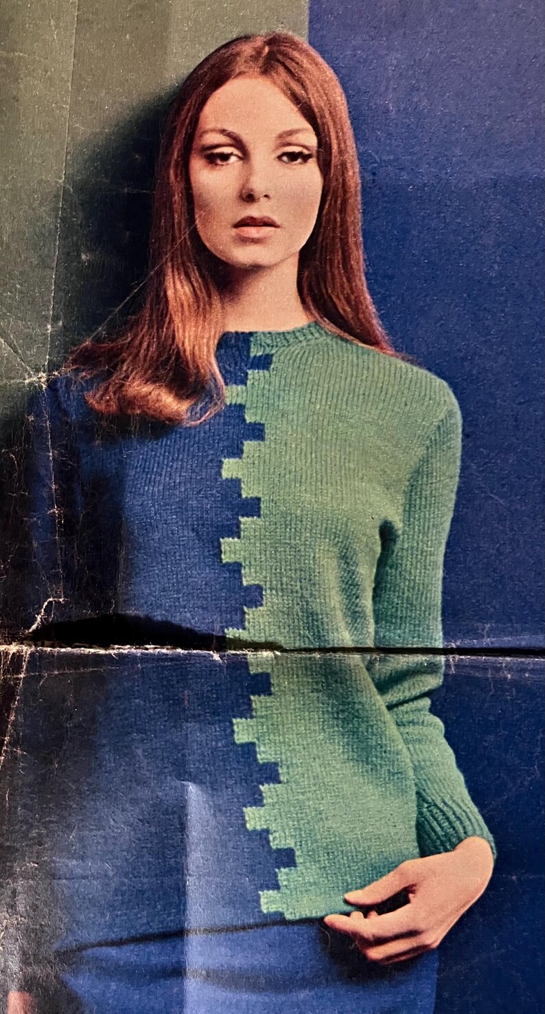 Vintage Ladies Mod Style Knitting Pattern 1960's Two Tone Key Design ...