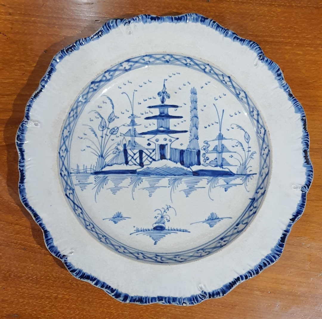 18th Century Blue and White Pearlware Plate Pagoda Decoration - Etsy UK