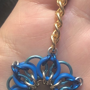 Celtic Flower Chainmaille Keychains - Etsy