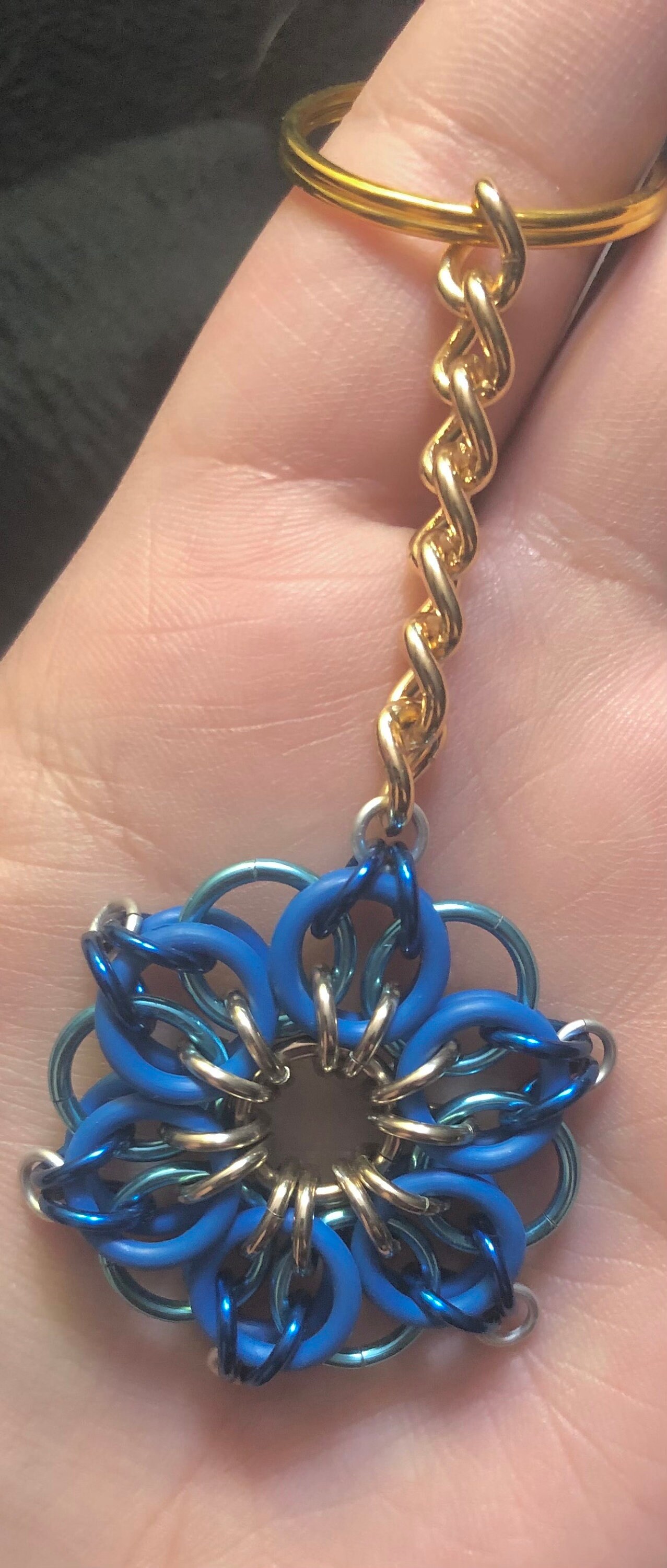 Celtic Flower Chainmaille Keychains - Etsy