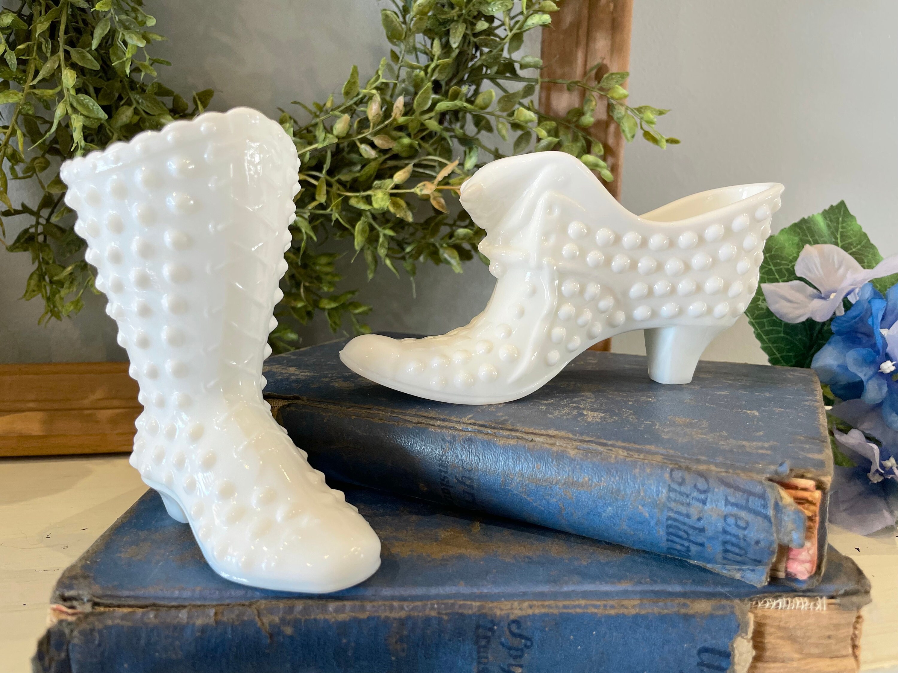 Vintage Fenton Hobnail Milk Glass Shoe With Lounging Cat and Marked ...