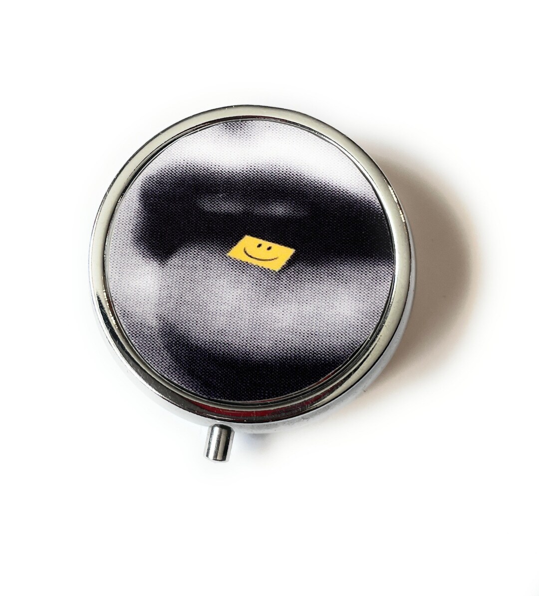 LSD Box / Pillbox to Store Medicines, Vitamins, Chewing Gum, Spikes ...