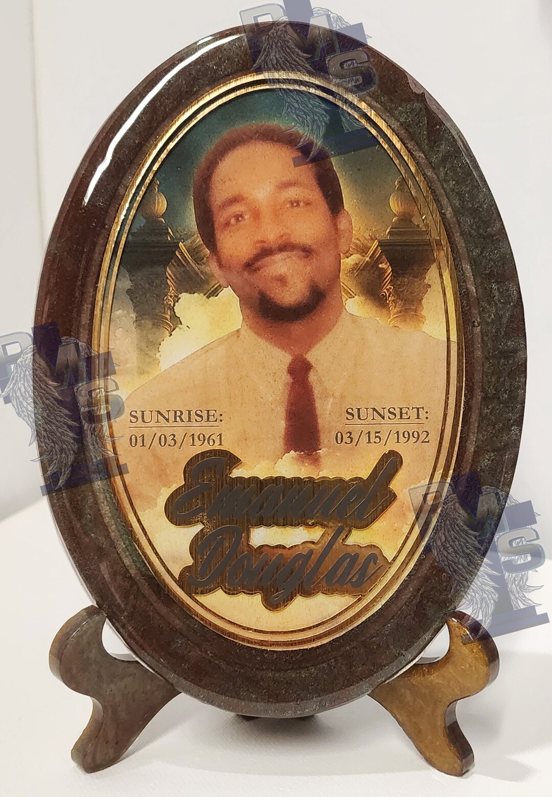 Custom Portrait & Stand Memorial - Etsy