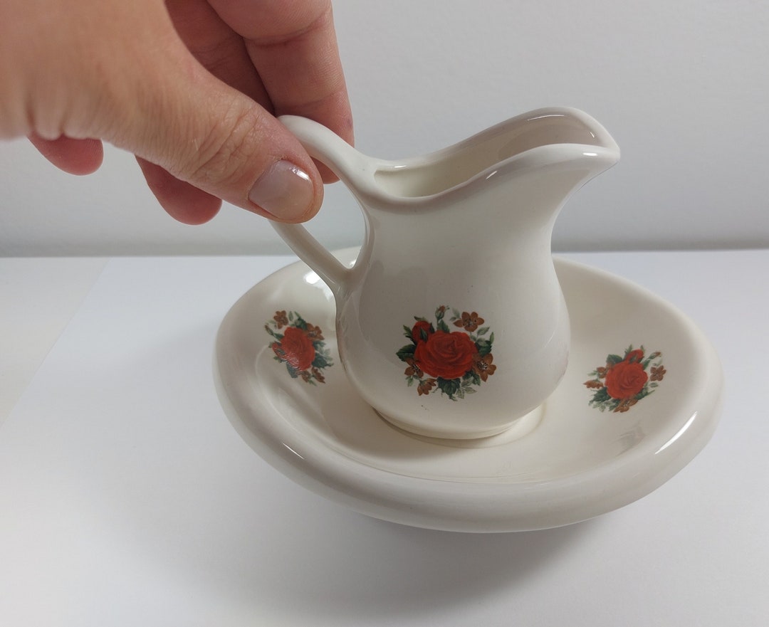 Vintage Wash Basin Set Red Rose Wash Basin, Flower Vase, Floral Wash ...