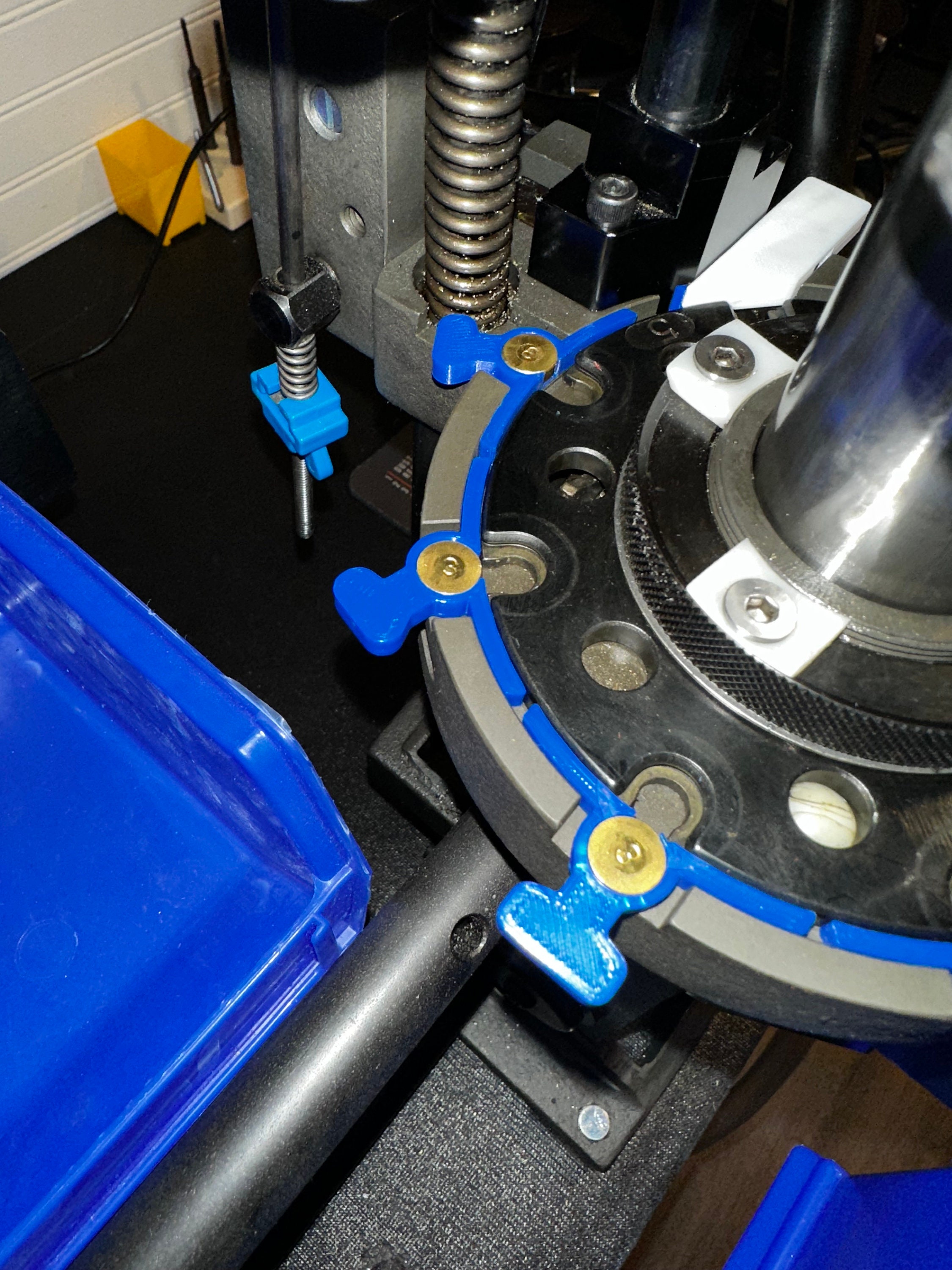 Improved Locator/stabilizer Tabs for Dillon Super 1050/RL1100 Reloading ...