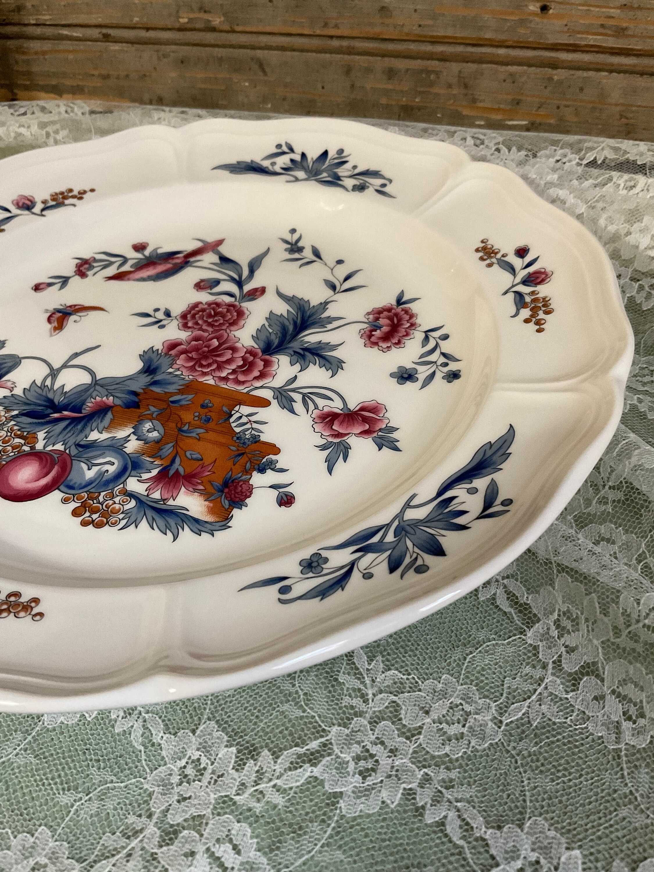Wedgwood Dinner Plate Potpourri Pattern - Williamsburg of Etruria ...