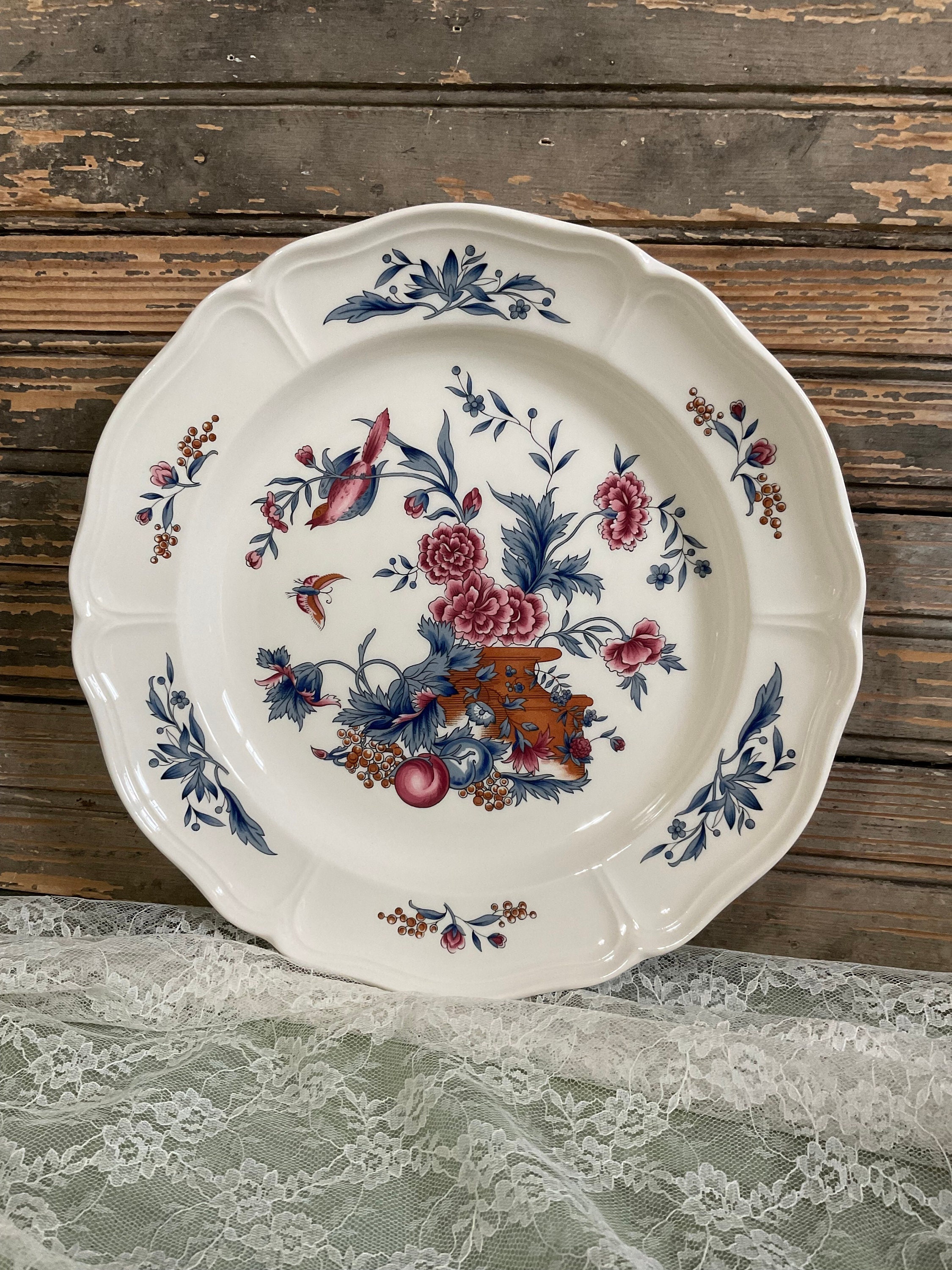 Wedgwood Dinner Plate Potpourri Pattern - Williamsburg of Etruria ...