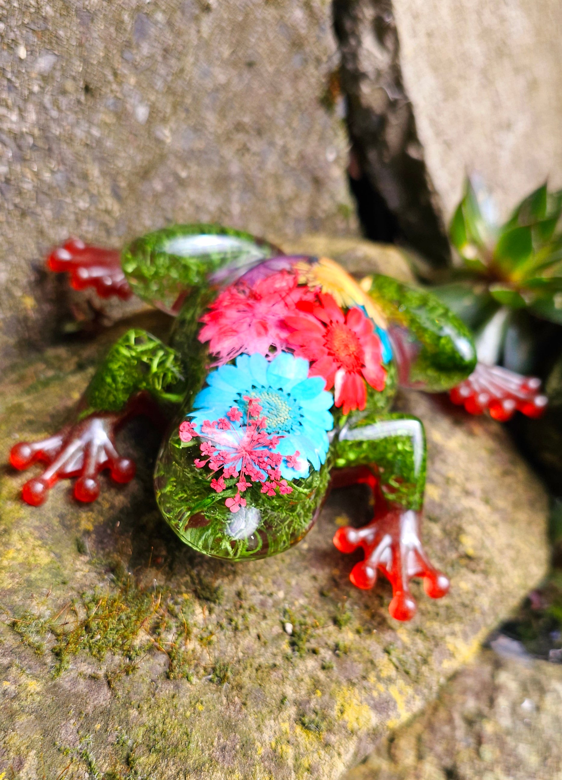 Resin Frog Décor, Floral Frog Paperweight, Gifts Under 30, Frog Lovers ...