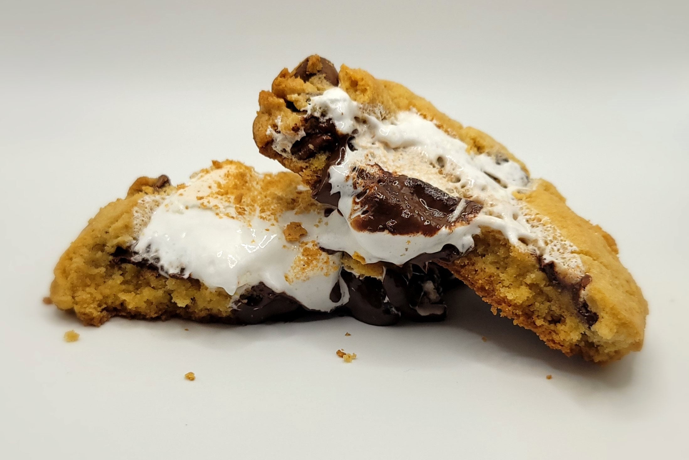 Supernova - Smore's Cookie With Graham Cracker, Marshmallow, Dark ...