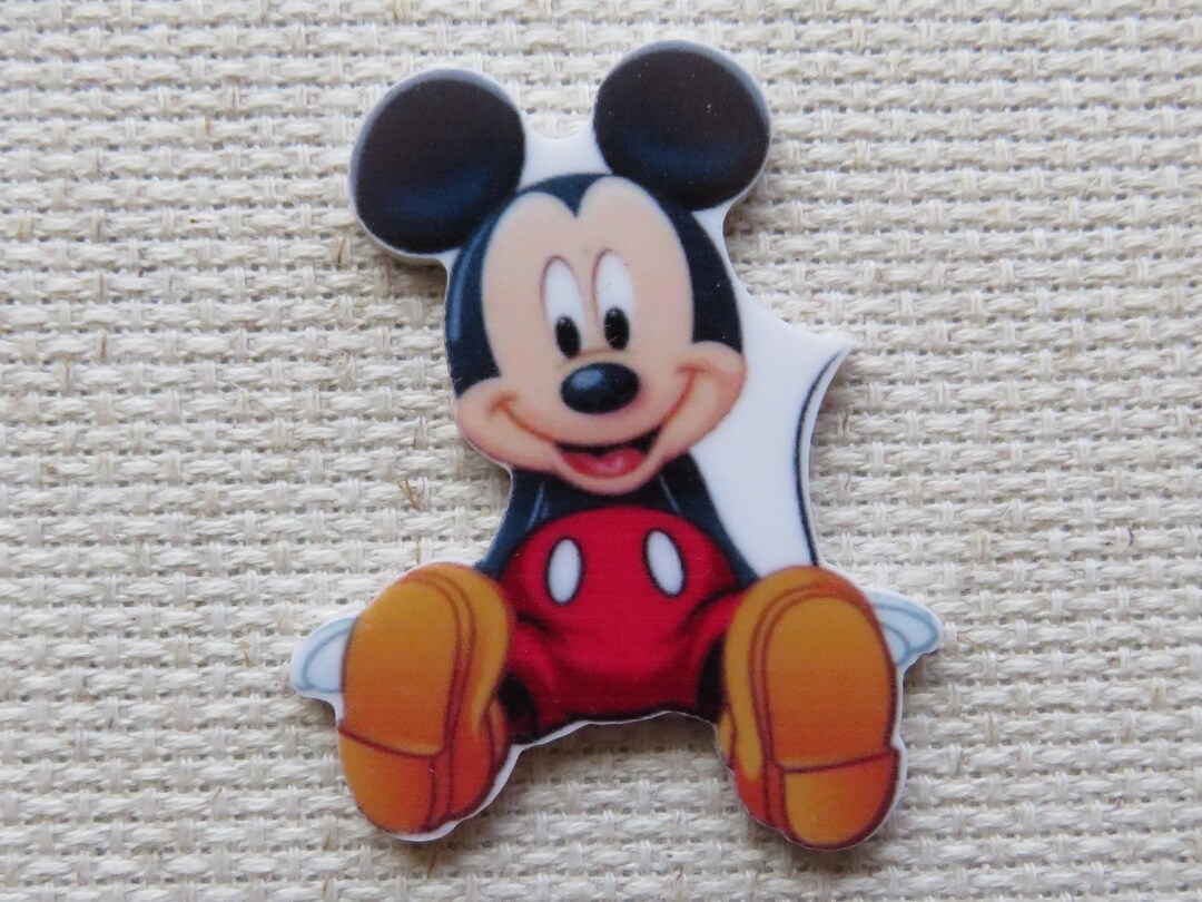 Sitting Mickey Mouse Needle Minder, Cover Minder, Magnet - Etsy