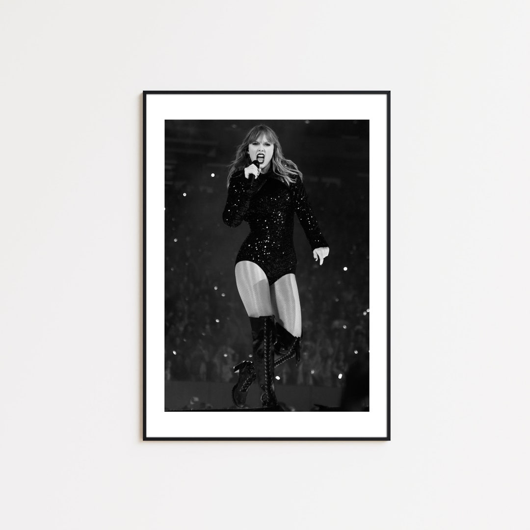 Taylor Swift Print Taylor Swift Funny Photo Black And White Wall Art