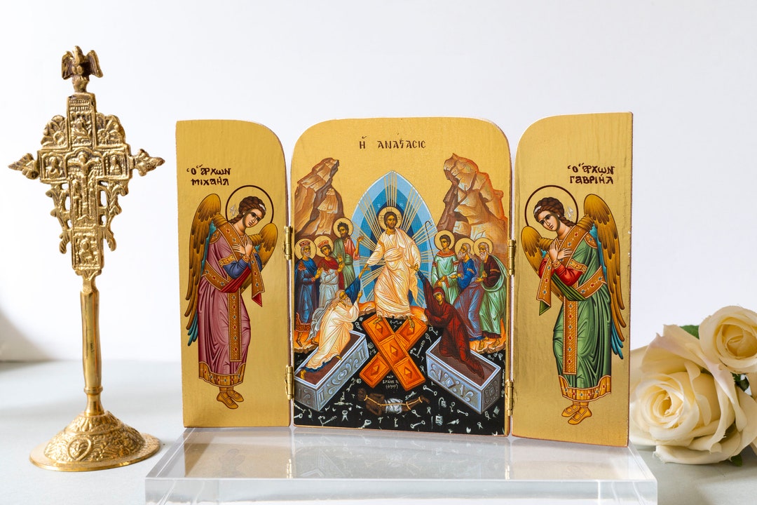 Byzantine Christian Wooden Carved Triptych Depicting the Resurrection of Jesus Christ and ...