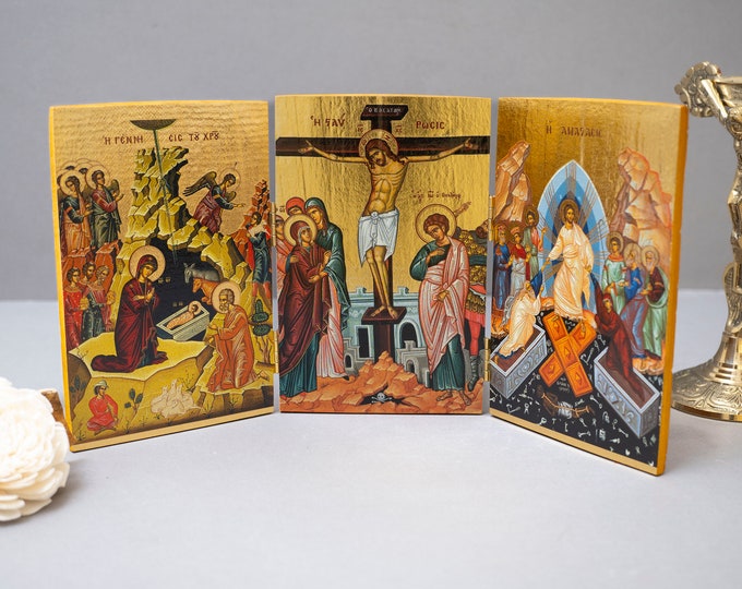 Vintage Christian Triptych - Renaissance Style - Wood and Paper - Etsy