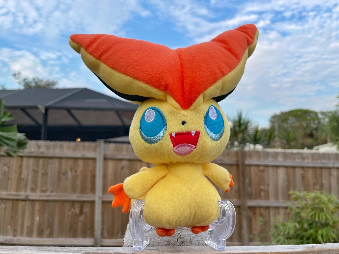Victini Pokémon Plush - Etsy