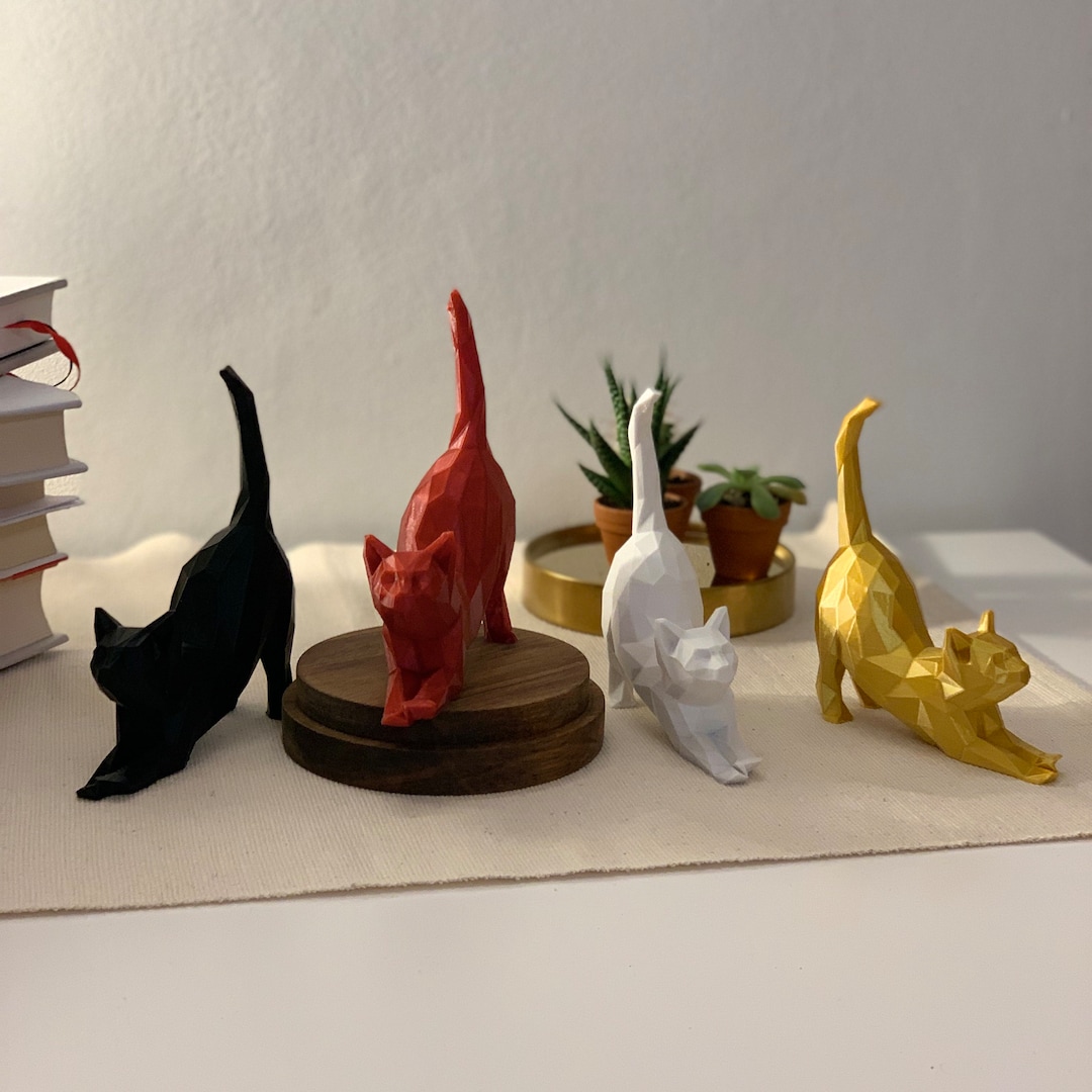 Stretching Cat Sculpture Low Poly Geometric Figurine Statue Gift Table ...