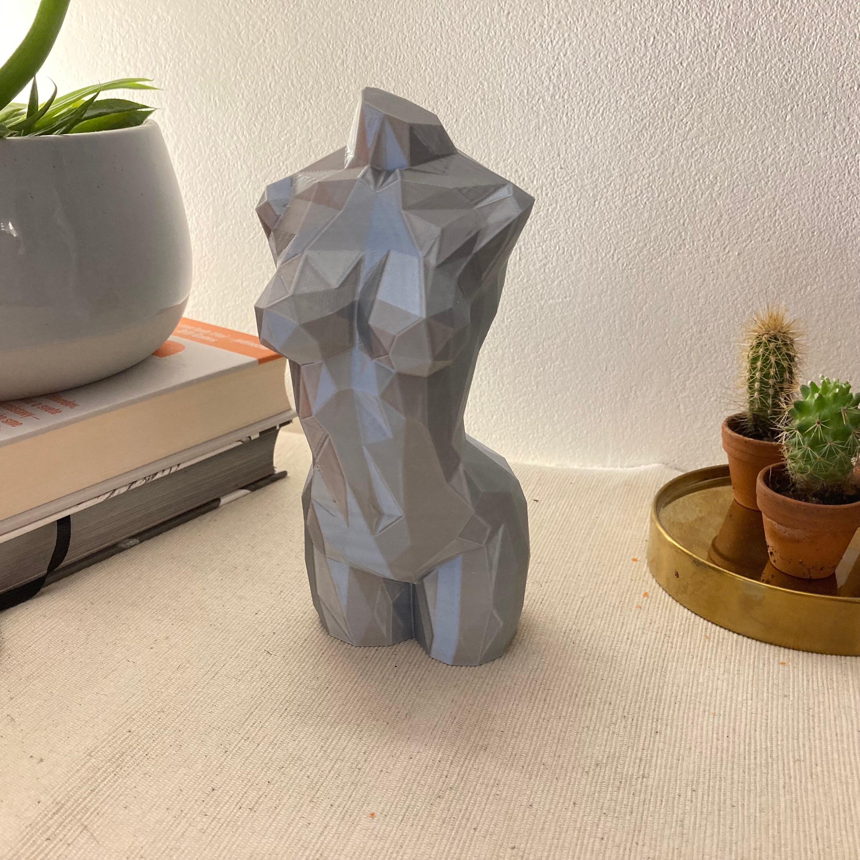 Female Torso Statue Low Poly Geometric Design Body Sculpture Home ...