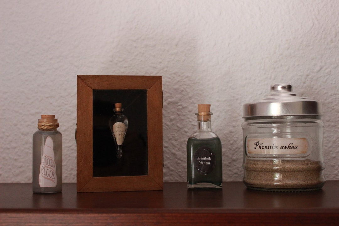 Harry Potter Potions 5 Pack. Felix Felicis, Amortentia, Unicorn Blood ...