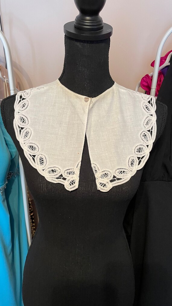 vintage collar hand - Gem