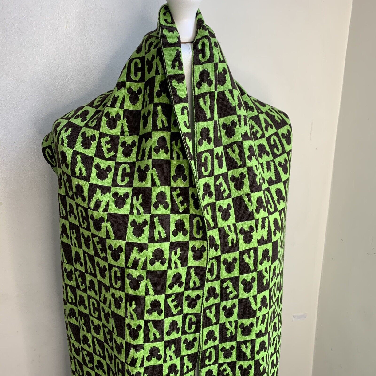 Mickey Mouse Scarf Disney Collection Vintage Checked 100% Authentic DRY ...