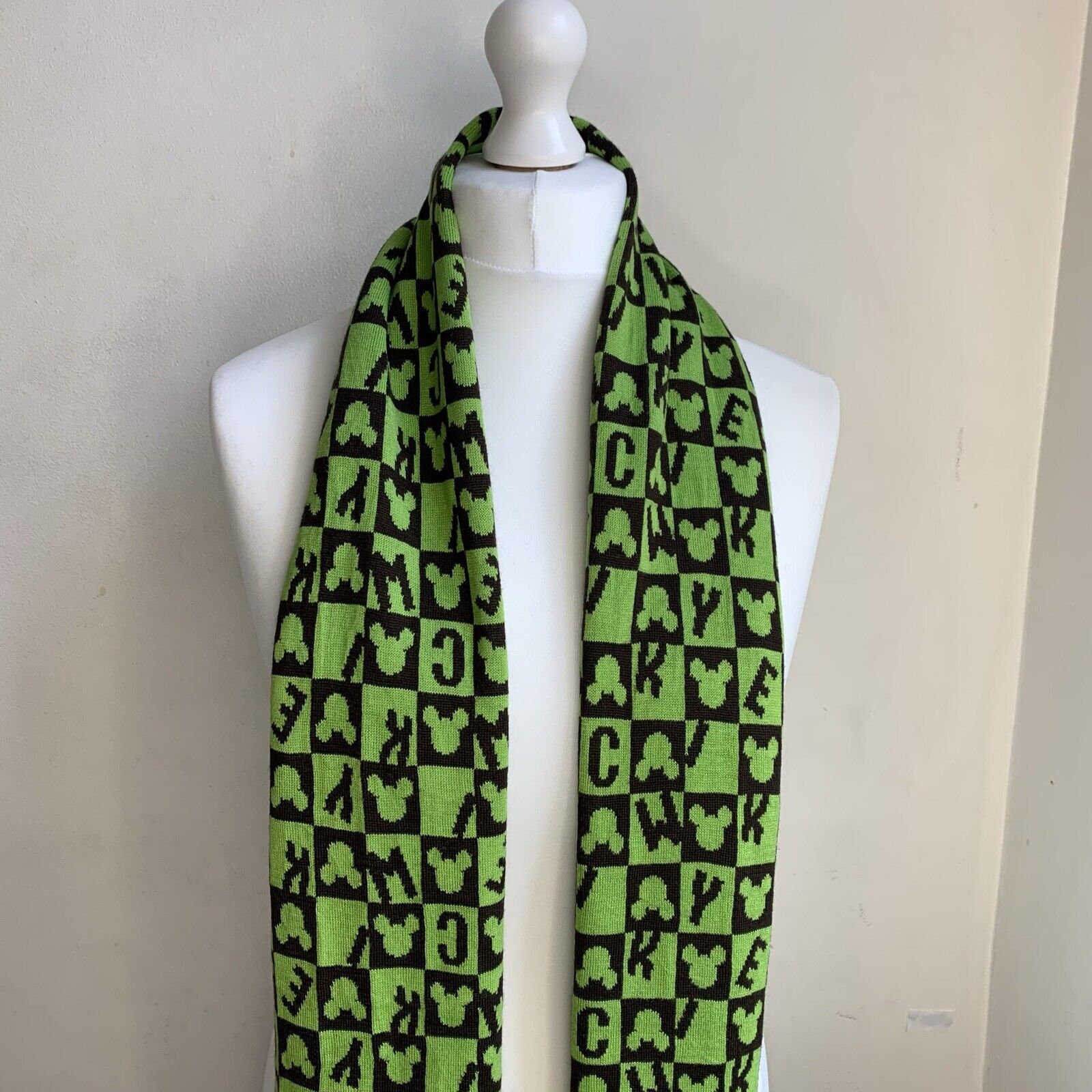Mickey Mouse Scarf Disney Collection Vintage Checked 100% Authentic DRY ...