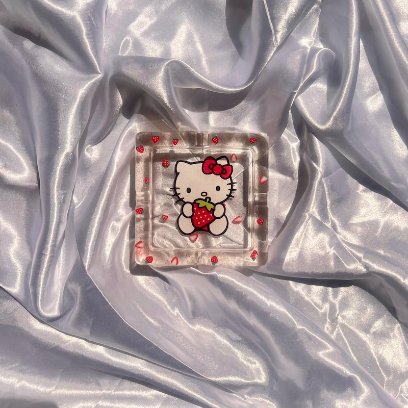 Hello Kittys Ashtray - Etsy