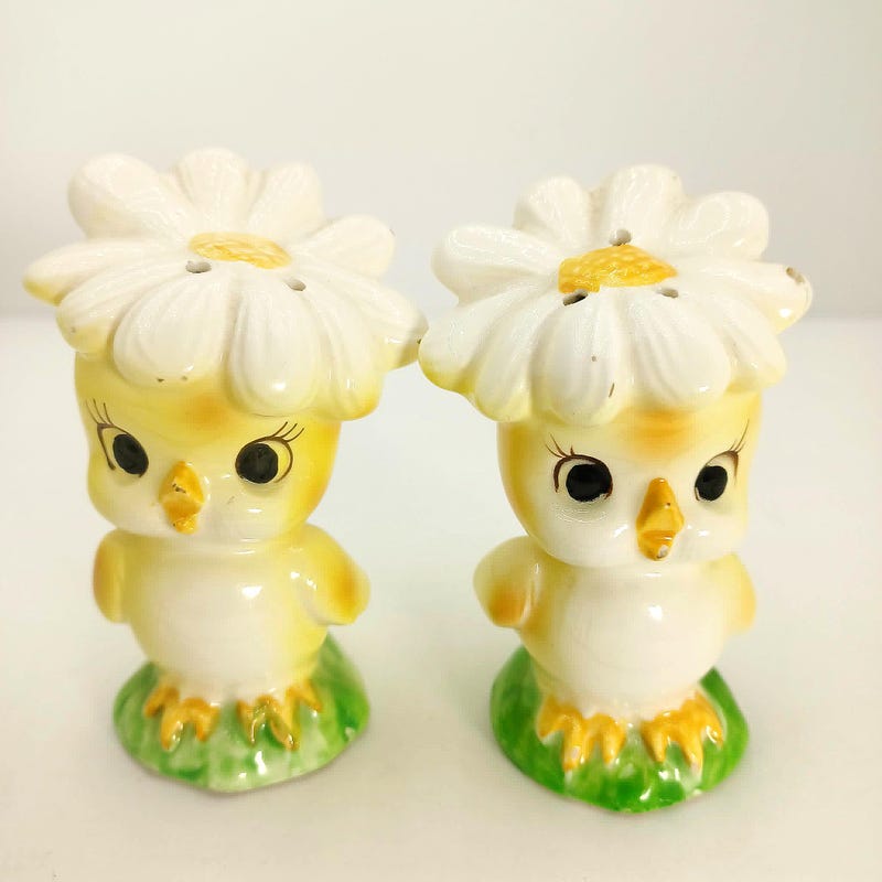 Vintage Chick Shakers - Etsy