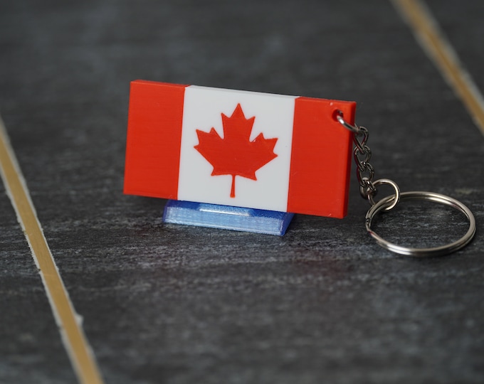 Canadian Flag Inspired Maple Leaf Leather Keychain - Etsy Canada