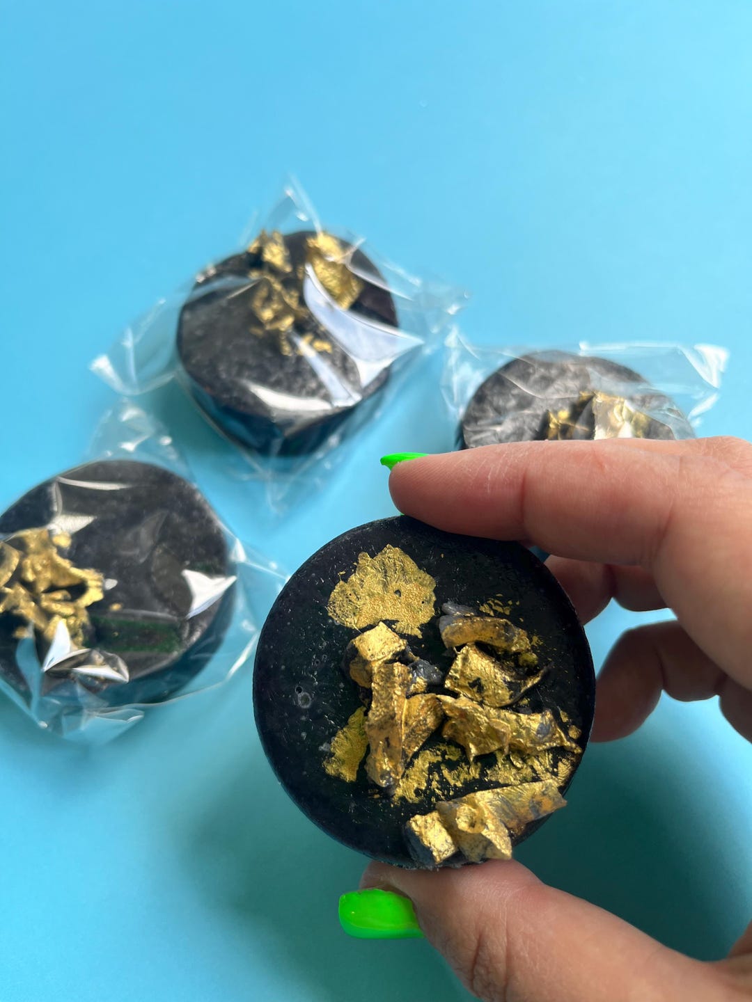 Dubai Chocolate Crystal Candy: Pistachio Filling, Edible Gold, Vegan ...