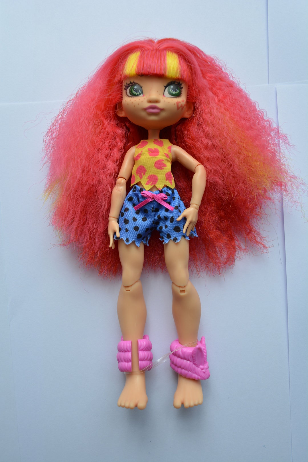 Cave Club Rock 'N' Wild Sleepover Emberly Doll Used Please Look at the ...