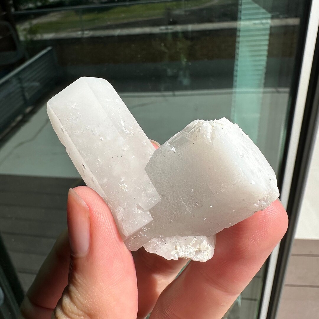 Columnar Calcite 12 New Find, Highly UV Reactive Fujian, China - Etsy