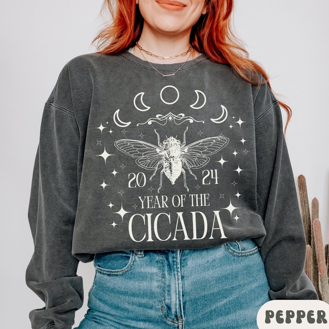 Cicada Comfort Colors Sweatshirt 2024 Year of the Cicada Dark Academia ...