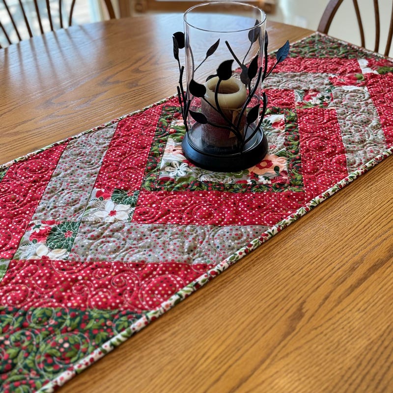 Quilted Christmas Table Runner - Etsy