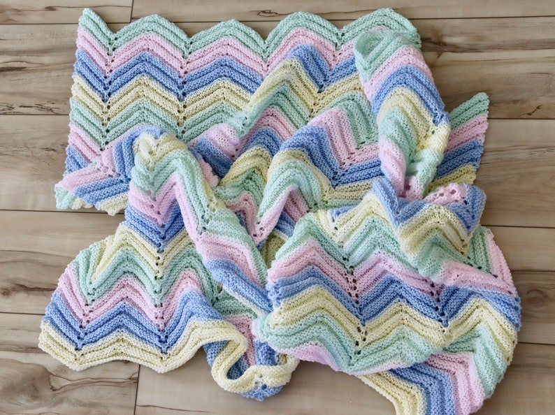 Knit Ripple Baby Blanket, Awesome Baby Shower Gift, Welcome Baby Home ...