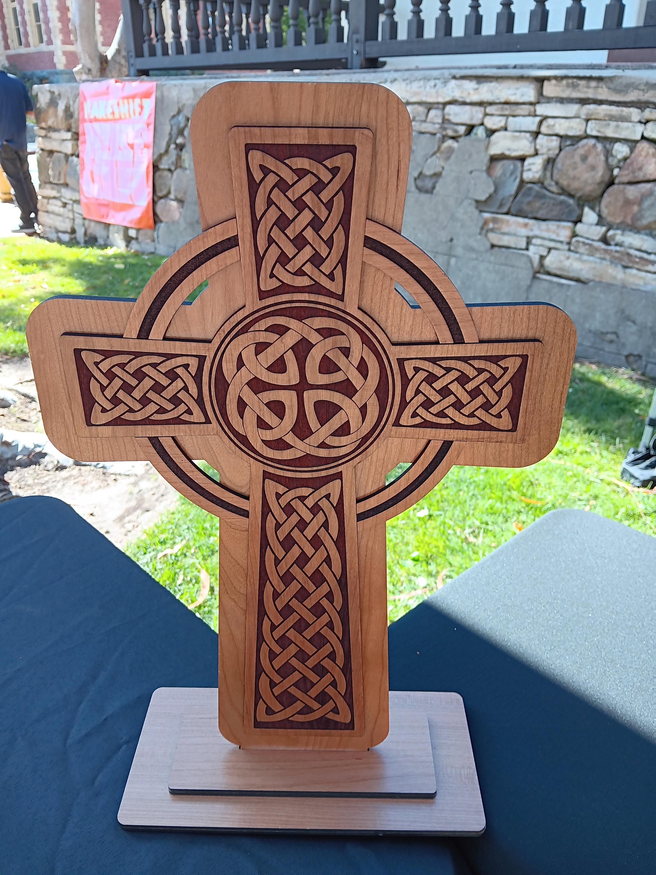 Lightburn Ready Celtic Cross for Laser Engravers (lightburn, SVG, DXF ...