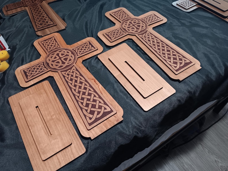 Lightburn Ready Celtic Cross for Laser Engravers (lightburn, SVG, DXF ...