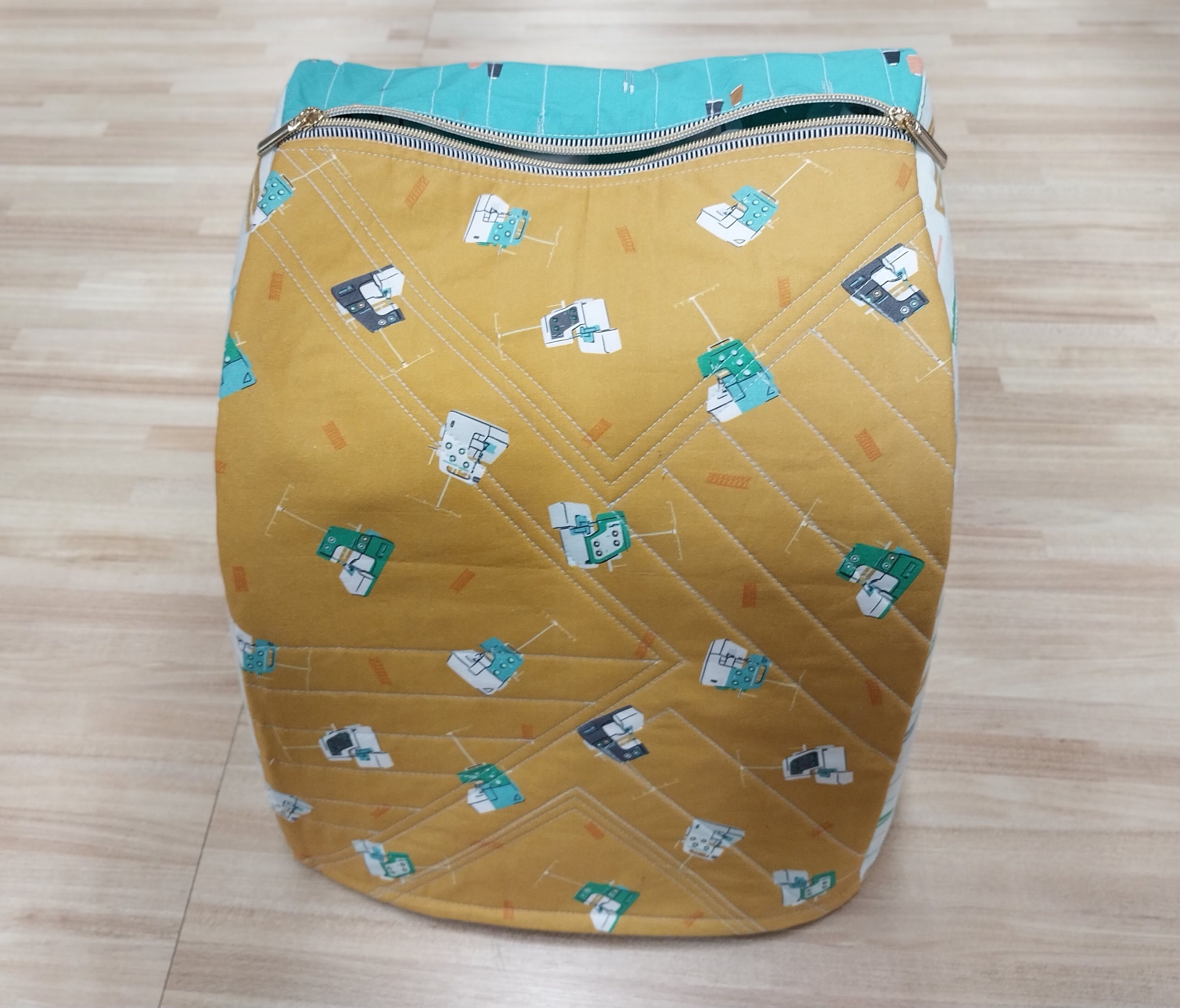 Customizable Serger Dust Cover Sewing Pattern, Overlocker or ...