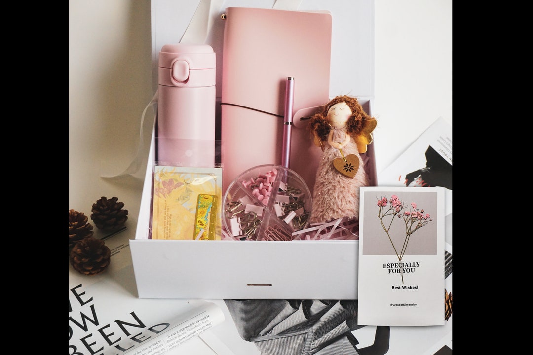 Giftbox for Friends, Friendship Giftbox, Graduation Giftset ...