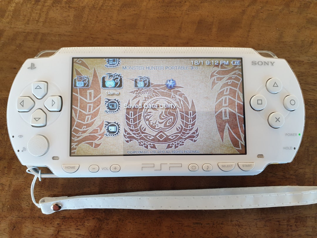 Sony PSP 1000 128GB Fat PHAT Customised With Genuine Patriot SD Storage ...