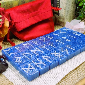 Elder Futhark Runes Set, Norse Pagan Altar Casting Runes, Epoxy Resin ...