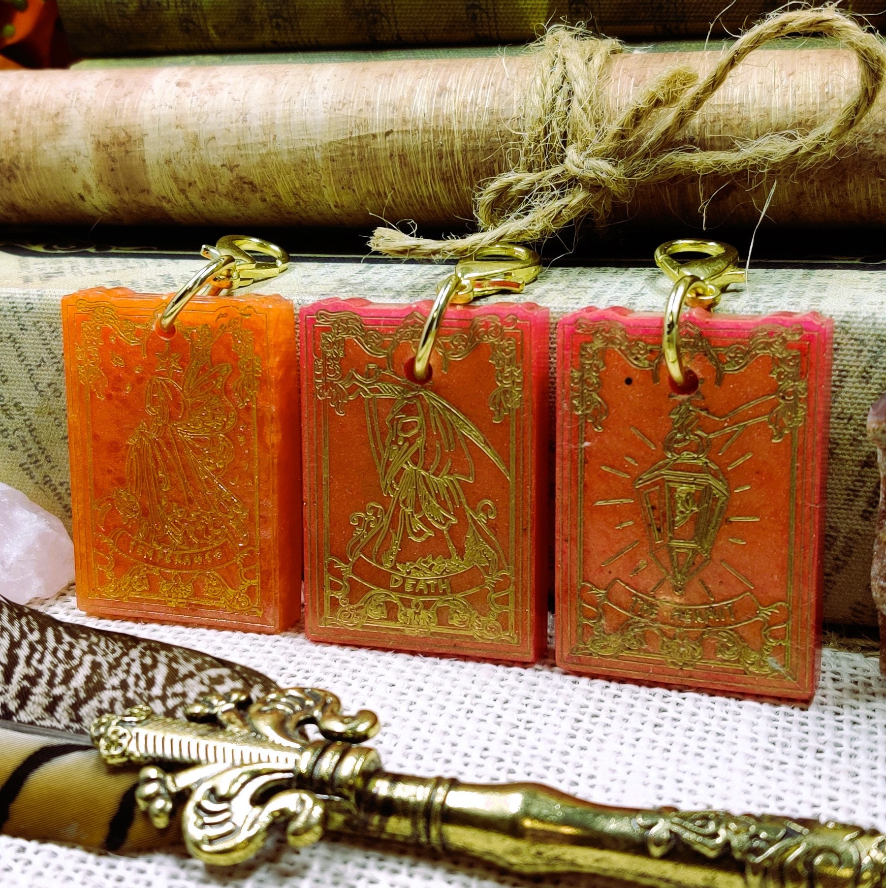 Major Arcana Tarot Keychain, Rider Waite Inspired Sunburst Minor Arcana ...