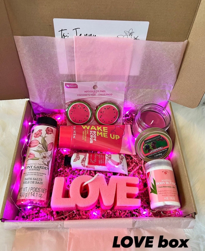Pink Themed Gift Set Valentines Day Gift Box Self-care Gift Set for ...