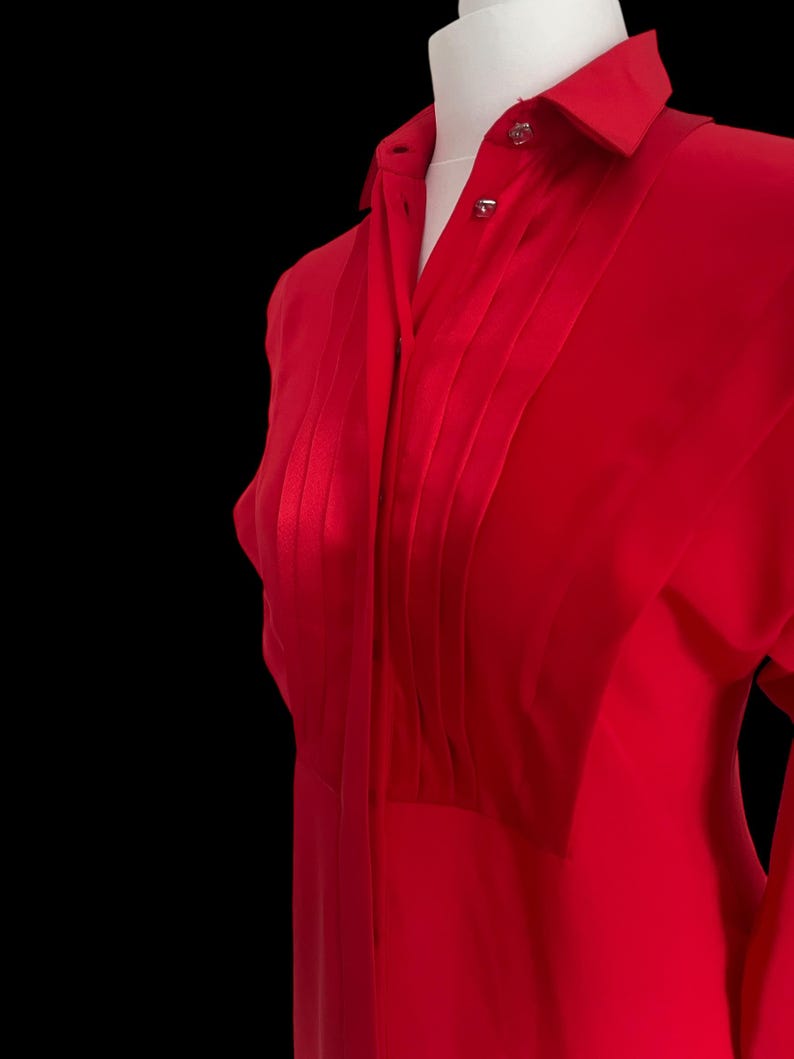 Vintage 80s Scarlet Red Blouse – Mod Tuxedo Collar, Size 10-12 - Etsy