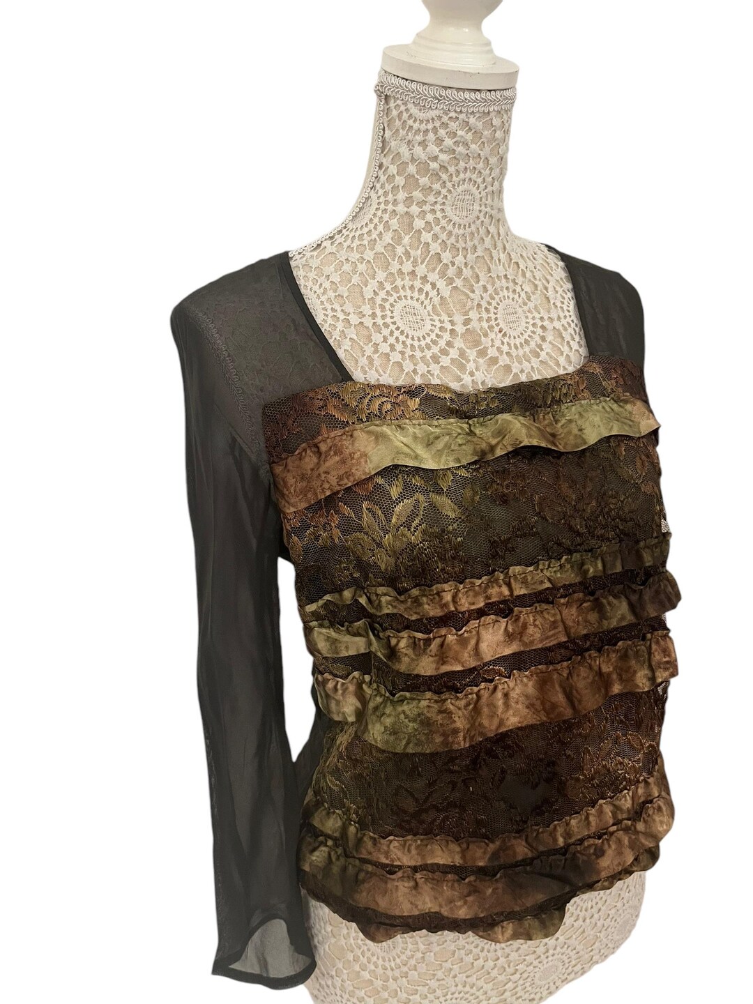 Vintage Womens Whimsigoth Lace Ruffle Black Lace Longsleeved Blouse ...