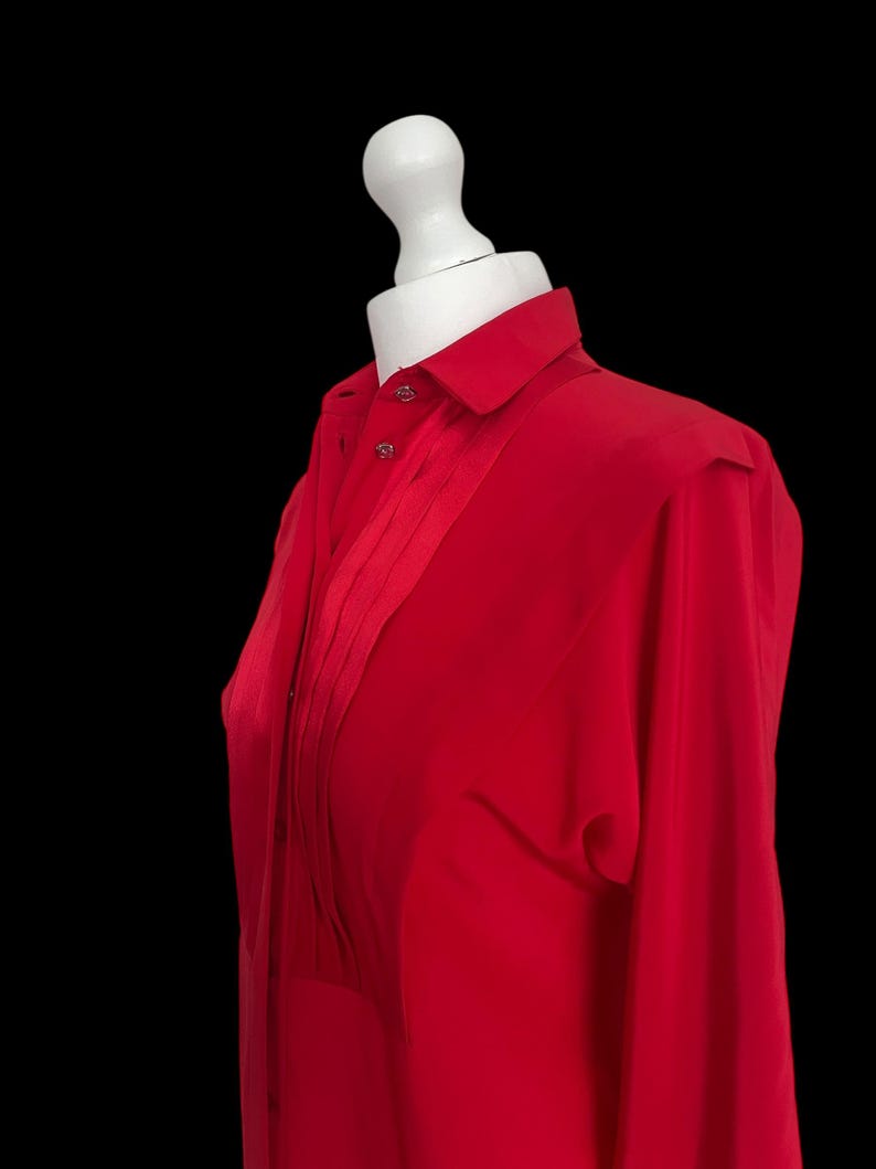 Vintage 80s Scarlet Red Blouse – Mod Tuxedo Collar, Size 10-12 - Etsy